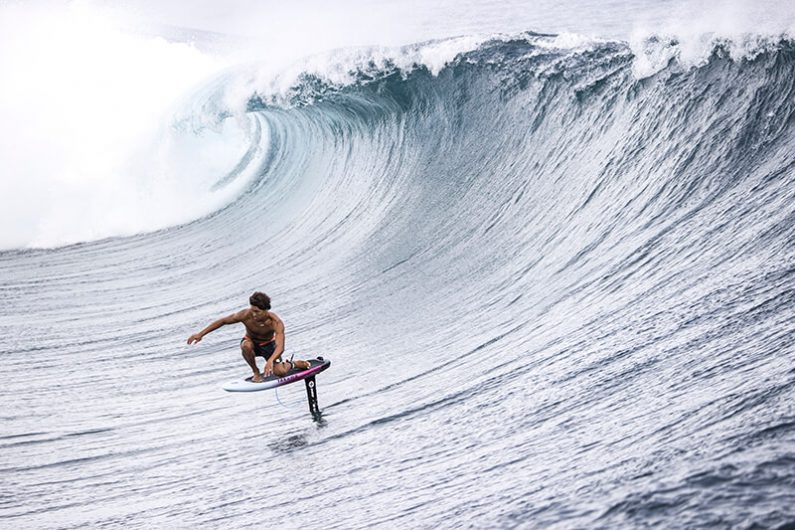 Smooth Operator - Foiling Magazine