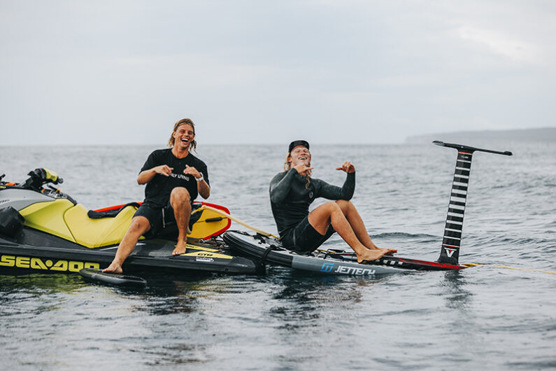 SHREDHEADS - Foiling Magazine