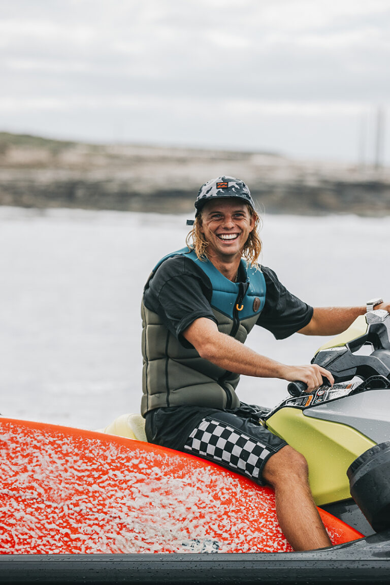 SHREDHEADS - Foiling Magazine