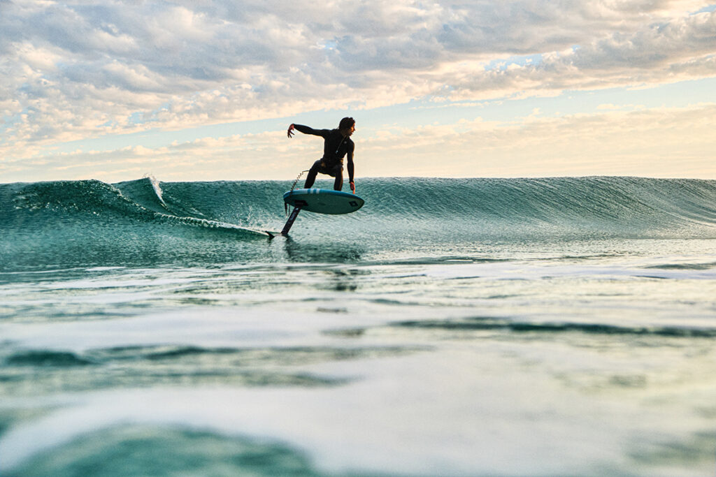 State of Play: Small waves, double the fun! - Foiling Magazine